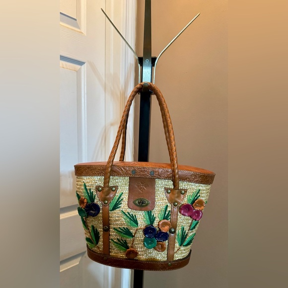 Patricia Nash | Bags | Patricia Nash Straw Wicker Tote Preloved Unique ...